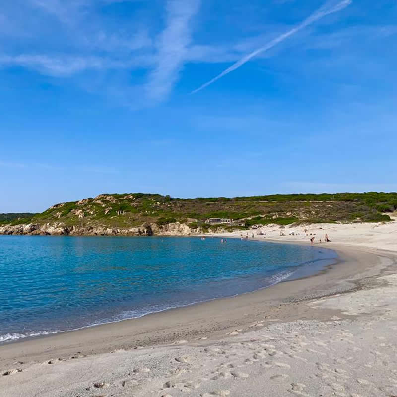 The beaches around Camping Saragosa in Vignola Mare